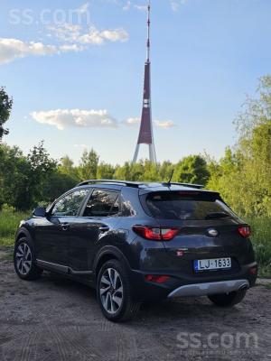 Pelēks Kia Stonic 2018 Rīga, ar dzinēja tilpumu 1.40 L un nobraukumu 120 tūkst. km par 9500 €, foto 6 vietnē AUTOMOTO.COM.LV