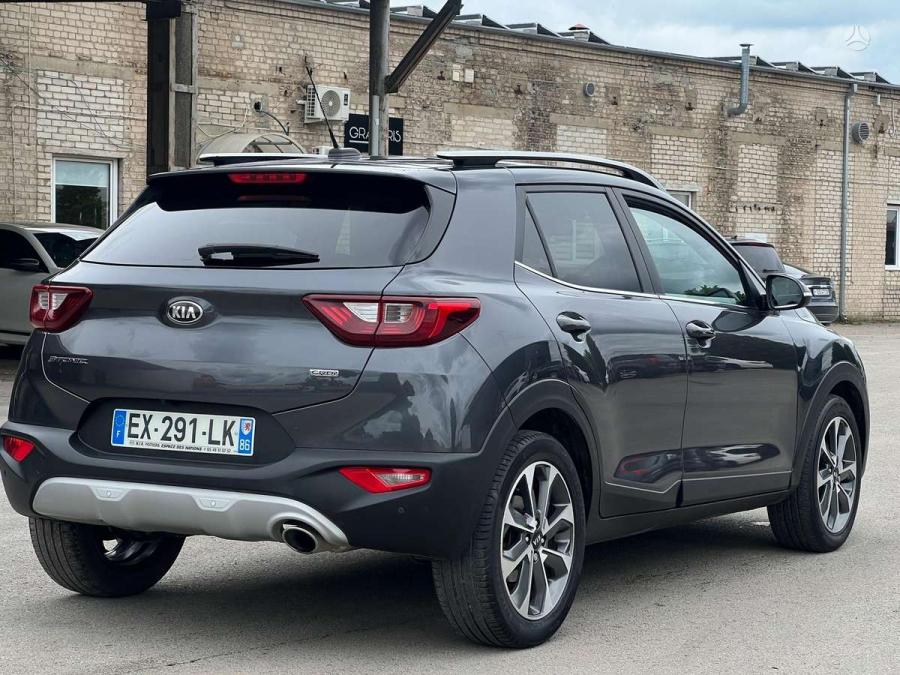 Pelēks Kia Stonic 2018 Tauragė, ar dzinēja tilpumu 1.58 L un nobraukumu 149 tūkst. km par 8500 €, foto 4 vietnē AUTOMOTO.COM.LV