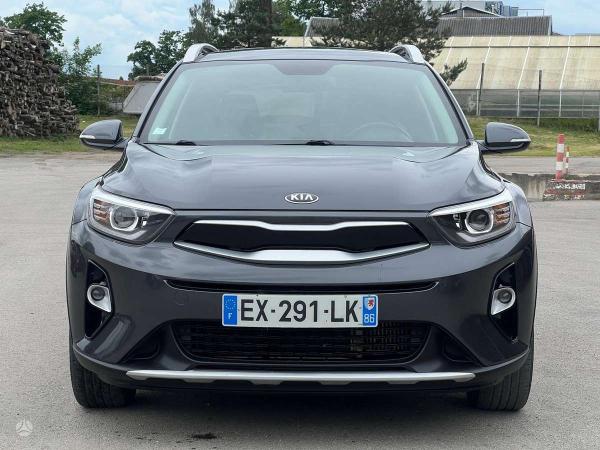 Grey Kia Stonic 2018 in Taurage, with an engine capacity of 1.58 L and mileage of 149 thousand km for 8500 €, photo 5 on AUTOMOTO.COM.LV