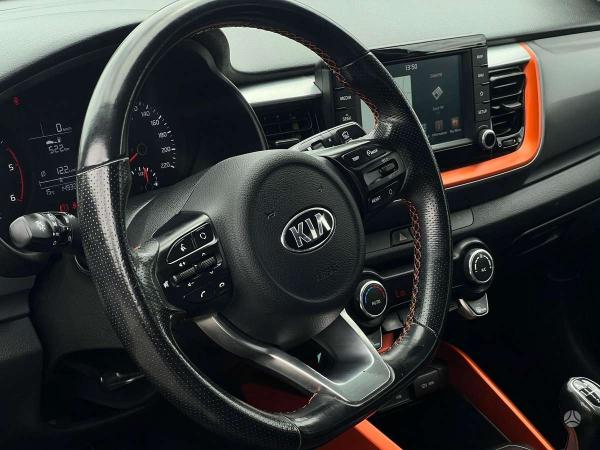 Grey Kia Stonic 2018 in Taurage, with an engine capacity of 1.58 L and mileage of 149 thousand km for 8500 €, photo 10 on AUTOMOTO.COM.LV