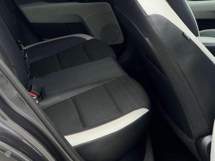 Pelēks Kia Stonic 2018 Tauragė, ar dzinēja tilpumu 1.58 L un nobraukumu 149 tūkst. km par 8500 €, foto 17 vietnē AUTOMOTO.COM.LV