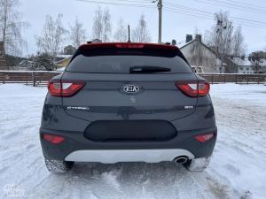Grey Kia Stonic 2019 in Kaunas, with an engine capacity of 1.00 L and mileage of 115 thousand km for 11200 €, photo 6 on AUTOMOTO.COM.LV