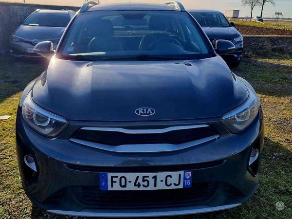 Pelēks Kia Stonic 2020 Tauragė, ar dzinēja tilpumu 1.00 L un nobraukumu 121 tūkst. km par 6300 €, foto 2 vietnē AUTOMOTO.COM.LV
