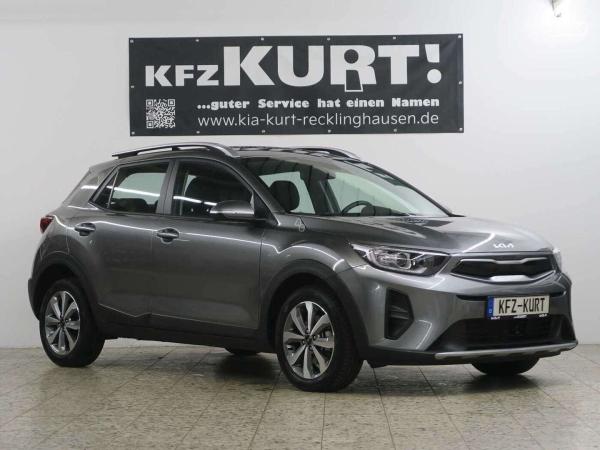 Grey Kia Stonic 2025 in Kaunas, with an engine capacity of 1.00 L and mileage of 21 thousand km for 22390 €, photo 1 on AUTOMOTO.COM.LV