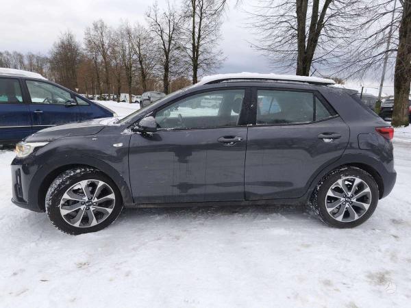 Pelēks Kia Stonic 2017 Tauragė, ar dzinēja tilpumu 1.58 L un nobraukumu 153 tūkst. km par 7400 €, foto 5 vietnē AUTOMOTO.COM.LV
