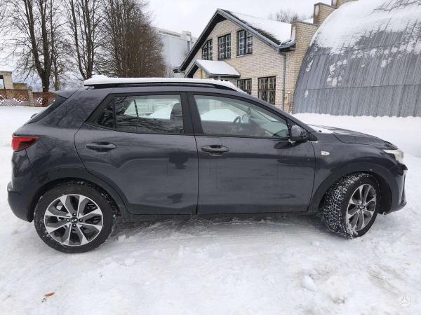 Pelēks Kia Stonic 2017 Tauragė, ar dzinēja tilpumu 1.58 L un nobraukumu 153 tūkst. km par 7400 €, foto 6 vietnē AUTOMOTO.COM.LV