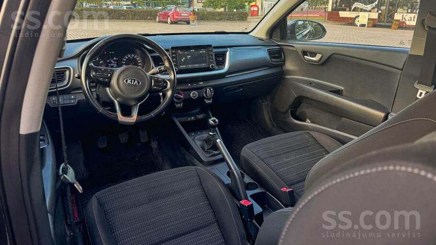 Pelēks Kia Stonic 2017 Jelgava, ar dzinēja tilpumu 1.40 L un nobraukumu 172 tūkst. km par 8900 €, foto 6 vietnē AUTOMOTO.COM.LV