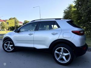 Grey Kia Stonic 2018 in Kaunas, with an engine capacity of 1.00 L and mileage of 89 thousand km for 7500 €, photo 19 on AUTOMOTO.COM.LV