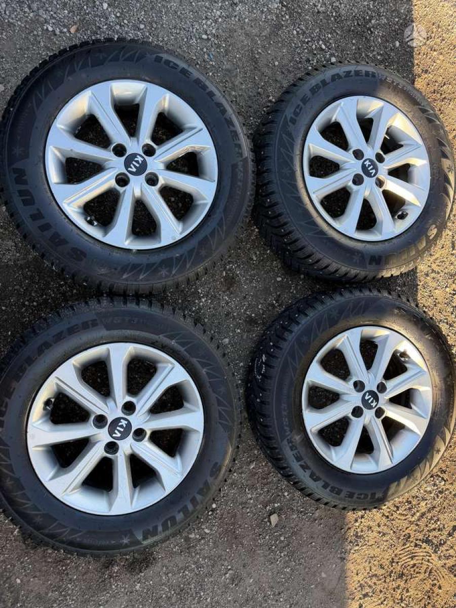 Grey Kia Stonic 2018 in Kaunas, with an engine capacity of 1.00 L and mileage of 89 thousand km for 7500 €, photo 21 on AUTOMOTO.COM.LV