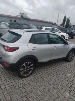 Pelēks Kia Stonic 2019 Tauragė, ar dzinēja tilpumu 1.60 L un nobraukumu 155 tūkst. km par 9150 €, foto 4 vietnē AUTOMOTO.COM.LV