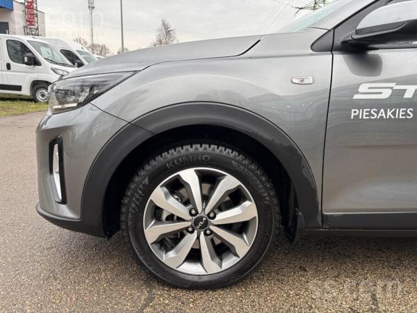 Pelēks Kia Stonic 2025 Rīga, ar dzinēja tilpumu 1.00 L un nobraukumu 4 tūkst. km par 20500 €, foto 5 vietnē AUTOMOTO.COM.LV