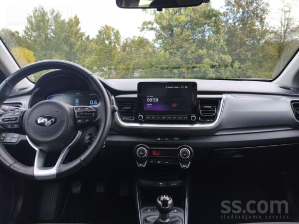 Pelēks Kia Stonic 2025 Rīga, ar dzinēja tilpumu 1.20 L un nobraukumu 11 tūkst. km par 18200 €, foto 5 vietnē AUTOMOTO.COM.LV