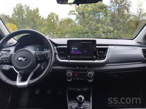 Pelēks Kia Stonic 2025 Rīga, ar dzinēja tilpumu 1.20 L un nobraukumu 11 tūkst. km par 18200 €, foto 5 vietnē AUTOMOTO.COM.LV