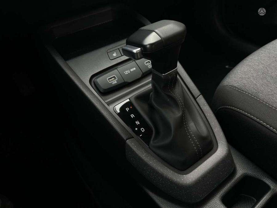 Pelēks Kia Stonic 2026 Viļņa, ar dzinēja tilpumu 1.00 L un nobraukumu 11 tūkst. km par 20950 €, foto 21 vietnē AUTOMOTO.COM.LV