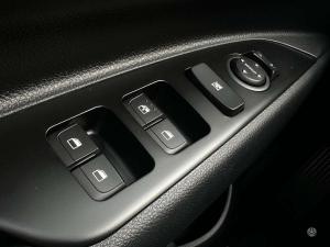 Pelēks Kia Stonic 2026 Viļņa, ar dzinēja tilpumu 1.00 L un nobraukumu 11 tūkst. km par 20950 €, foto 23 vietnē AUTOMOTO.COM.LV