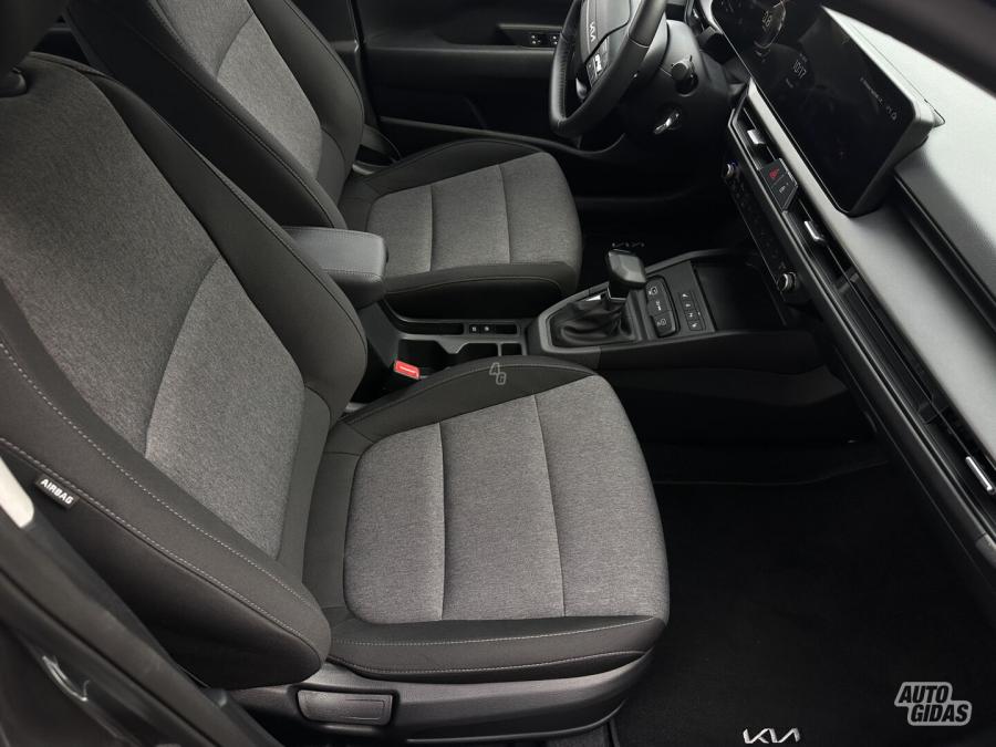 Pelēks Kia Stonic 2026 Avižieniai, ar dzinēja tilpumu 1.00 L un nobraukumu 11 tūkst. km par 20950 €, foto 5 vietnē AUTOMOTO.COM.LV