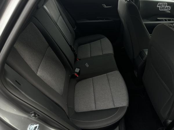 Pelēks Kia Stonic 2026 Avižieniai, ar dzinēja tilpumu 1.00 L un nobraukumu 11 tūkst. km par 20950 €, foto 6 vietnē AUTOMOTO.COM.LV
