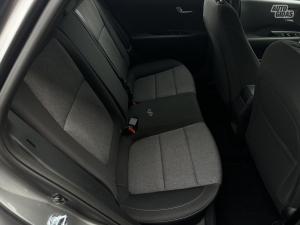 Pelēks Kia Stonic 2026 Avižieniai, ar dzinēja tilpumu 1.00 L un nobraukumu 11 tūkst. km par 20950 €, foto 6 vietnē AUTOMOTO.COM.LV
