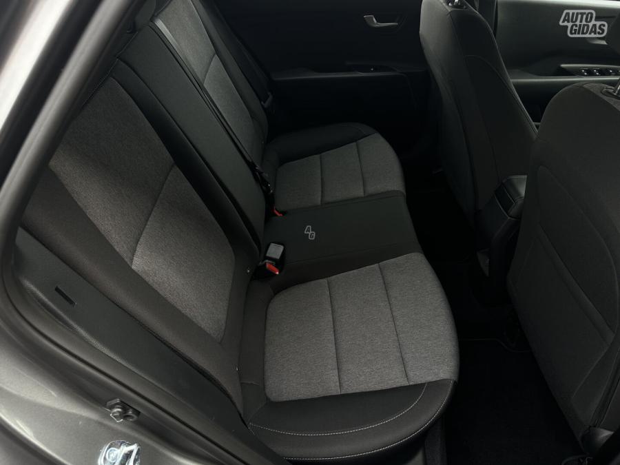 Pelēks Kia Stonic 2026 Avižieniai, ar dzinēja tilpumu 1.00 L un nobraukumu 11 tūkst. km par 20950 €, foto 6 vietnē AUTOMOTO.COM.LV