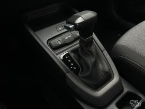 Pelēks Kia Stonic 2026 Avižieniai, ar dzinēja tilpumu 1.00 L un nobraukumu 11 tūkst. km par 20950 €, foto 21 vietnē AUTOMOTO.COM.LV
