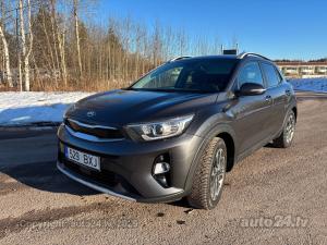 Grey Kia Stonic 2018 in Tallinn, with an engine capacity of 1.40 L and mileage of 118 thousand km for 10000 €, photo  on AUTOMOTO.COM.LV