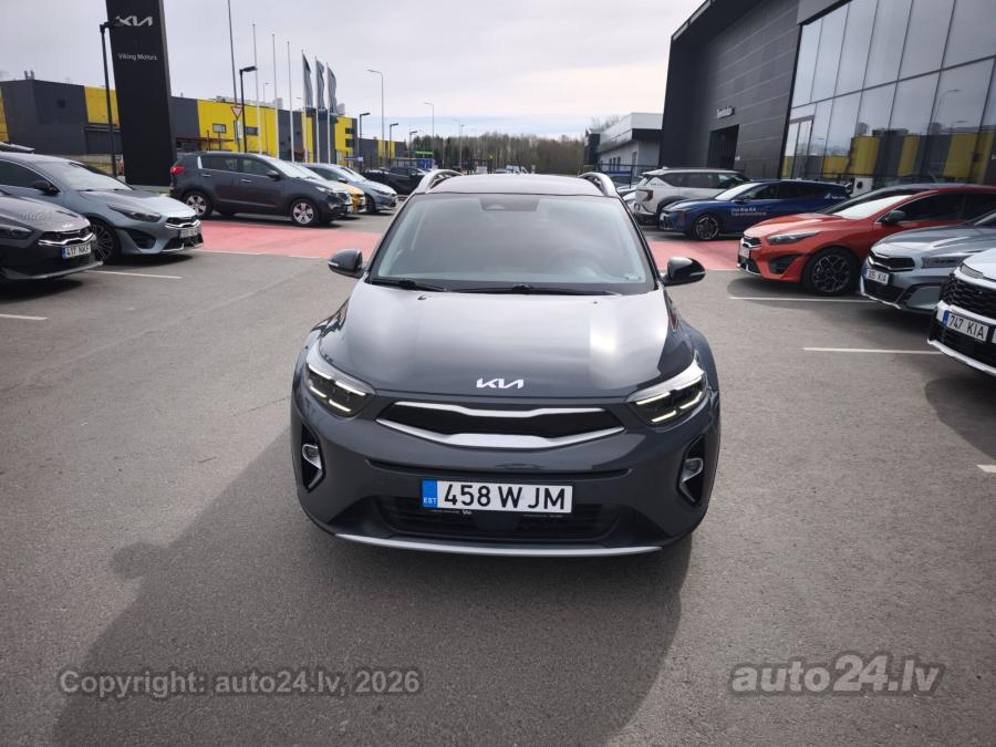 Pelēks Kia Stonic 2023 Tallina, ar dzinēja tilpumu 1.00 L un nobraukumu 31 tūkst. km par 19500 €, foto 3 vietnē AUTOMOTO.COM.LV