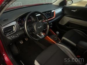 Sarkans Kia Stonic 2017 Rīga, ar dzinēja tilpumu 1.60 L un nobraukumu 162 tūkst. km par 9450 €, foto 6 vietnē AUTOMOTO.COM.LV