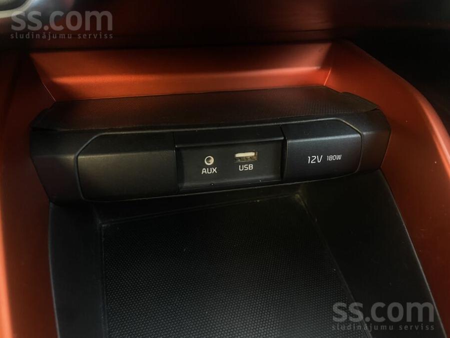 Sarkans Kia Stonic 2017 Rīga, ar dzinēja tilpumu 1.60 L un nobraukumu 162 tūkst. km par 9450 €, foto 12 vietnē AUTOMOTO.COM.LV