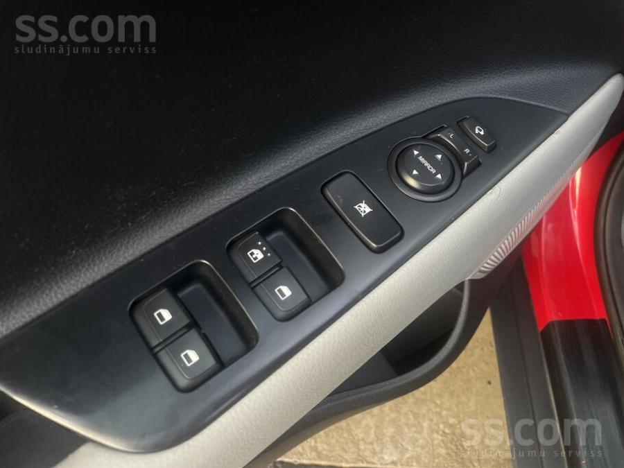 Sarkans Kia Stonic 2017 Rīga, ar dzinēja tilpumu 1.60 L un nobraukumu 162 tūkst. km par 9450 €, foto 14 vietnē AUTOMOTO.COM.LV