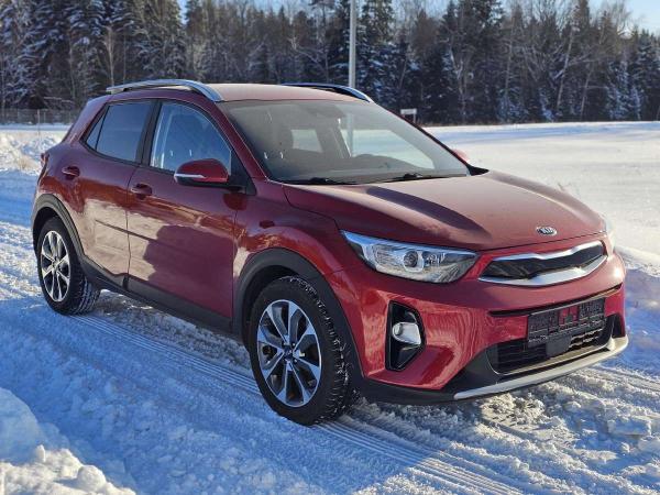 Red Kia Stonic 2018 in Rokiskis, with an engine capacity of 1.00 L and mileage of 165 thousand km for 6950 €, photo 11 on AUTOMOTO.COM.LV