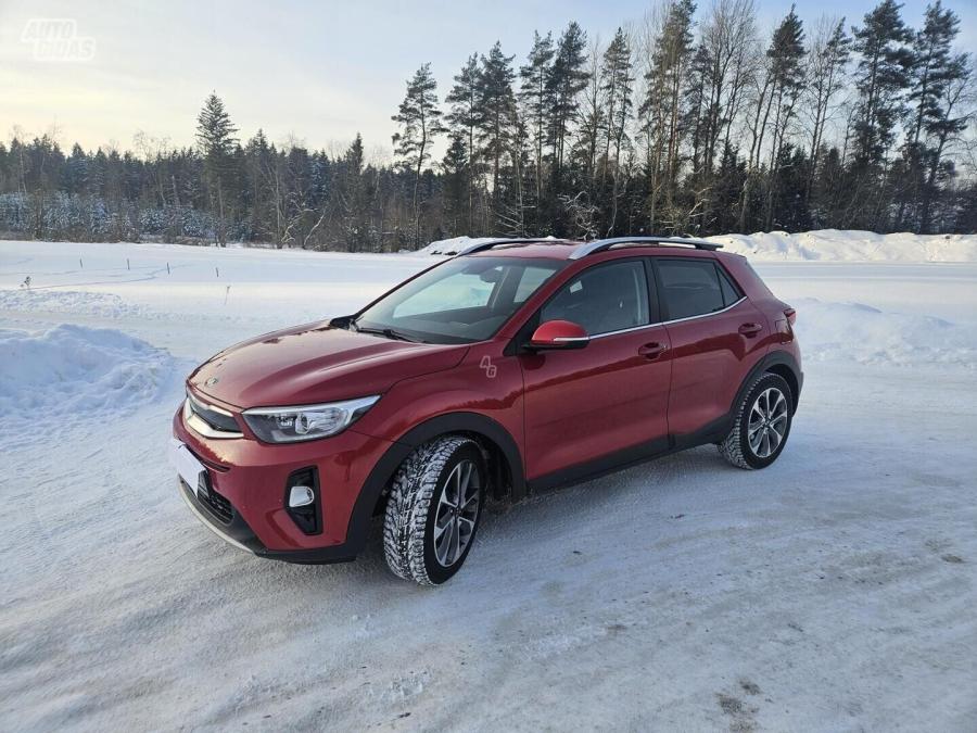 Sarkans Kia Stonic 2019 Viļņa, ar dzinēja tilpumu 1.40 L un nobraukumu 91 tūkst. km par 10500 €, foto 1 vietnē AUTOMOTO.COM.LV