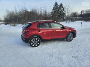 Sarkans Kia Stonic 2019 Viļņa, ar dzinēja tilpumu 1.40 L un nobraukumu 91 tūkst. km par 10500 €, foto 3 vietnē AUTOMOTO.COM.LV