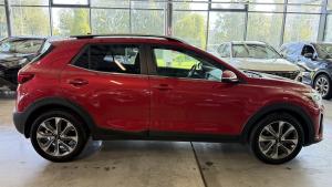 Красный Киа Stonic 2019 в Рига, объемом двигателя 1.40 л и пробегом 153 тыс. км за 9500 €, фото 10 на AUTOMOTO.COM.LV