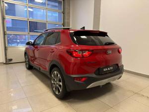 Red Kia Stonic 2019 in Vilnius, with an engine capacity of 1.40 L and mileage of 91 thousand km for 13900 €, photo 21 on AUTOMOTO.COM.LV