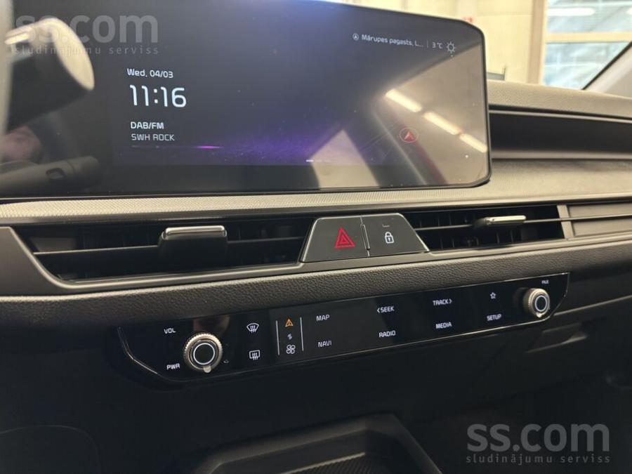 Sarkans Kia Stonic 2026 Rīga, ar dzinēja tilpumu 1.00 L un nobraukumu 2 tūkst. km par 20900 €, foto 17 vietnē AUTOMOTO.COM.LV