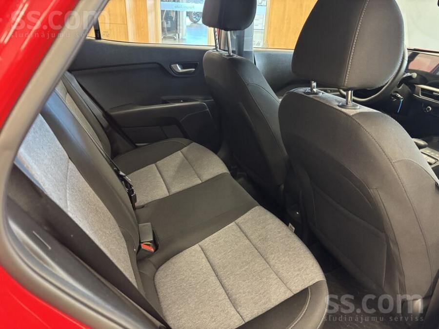 Sarkans Kia Stonic 2026 Rīga, ar dzinēja tilpumu 1.00 L un nobraukumu 2 tūkst. km par 20900 €, foto 27 vietnē AUTOMOTO.COM.LV