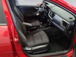 Red Kia Stonic 2019 in Johvi, with an engine capacity of 1.40 L and mileage of 35 thousand km for 9900 €, photo 9 on AUTOMOTO.COM.LV