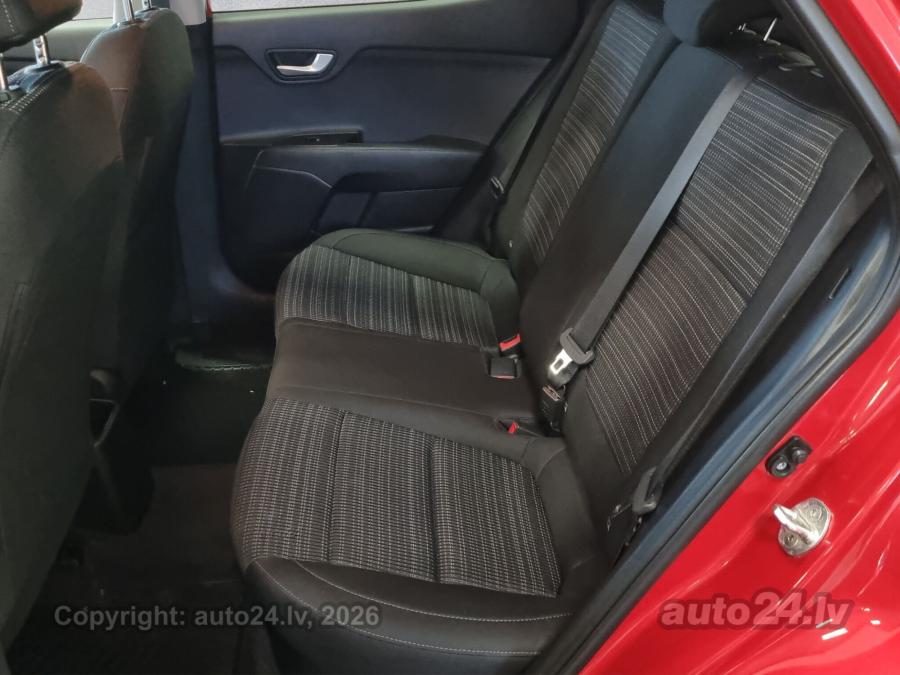 Red Kia Stonic 2019 in Johvi, with an engine capacity of 1.40 L and mileage of 35 thousand km for 9900 €, photo 10 on AUTOMOTO.COM.LV