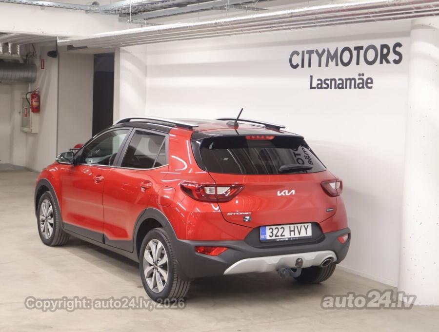 Red Kia Stonic 2022 in Tallinn, with an engine capacity of 1.00 L and mileage of 68 thousand km for 15900 €, photo 4 on AUTOMOTO.COM.LV