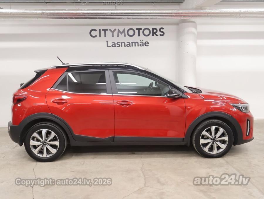 Red Kia Stonic 2022 in Tallinn, with an engine capacity of 1.00 L and mileage of 68 thousand km for 15900 €, photo 6 on AUTOMOTO.COM.LV