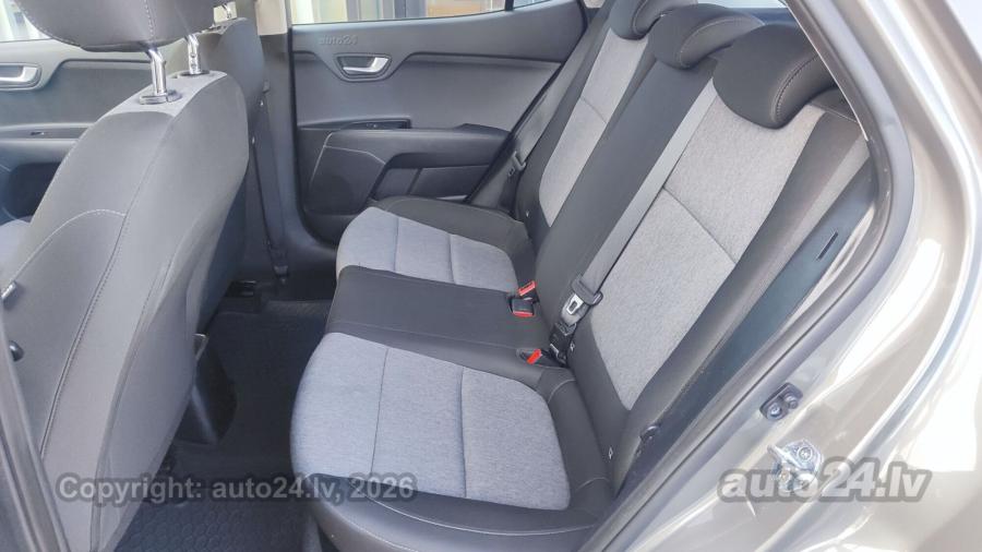 Kia Stonic 2021 in Tartu, with an engine capacity of 1.00 L and mileage of 151 thousand km for 9990 €, photo 7 on AUTOMOTO.COM.LV