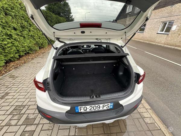 Balts Kia Stonic 2020 Tauragė, ar dzinēja tilpumu 1.60 L un nobraukumu 221 tūkst. km par 6950 €, foto 10 vietnē AUTOMOTO.COM.LV