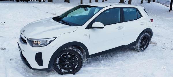 Balts Kia Stonic 2021 Kauņa, ar dzinēja tilpumu 1.00 L un nobraukumu 42 tūkst. km par 10900 €, foto 5 vietnē AUTOMOTO.COM.LV