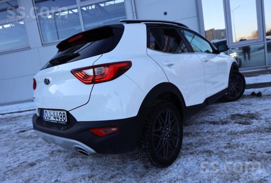 Balts Kia Stonic 2021 Rīga, ar dzinēja tilpumu 1.00 L un nobraukumu 0 tūkst. km par 12495 €, foto 7 vietnē AUTOMOTO.COM.LV
