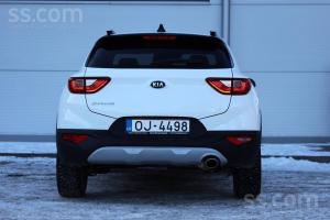 Balts Kia Stonic 2021 Rīga, ar dzinēja tilpumu 1.00 L un nobraukumu 0 tūkst. km par 12495 €, foto 8 vietnē AUTOMOTO.COM.LV