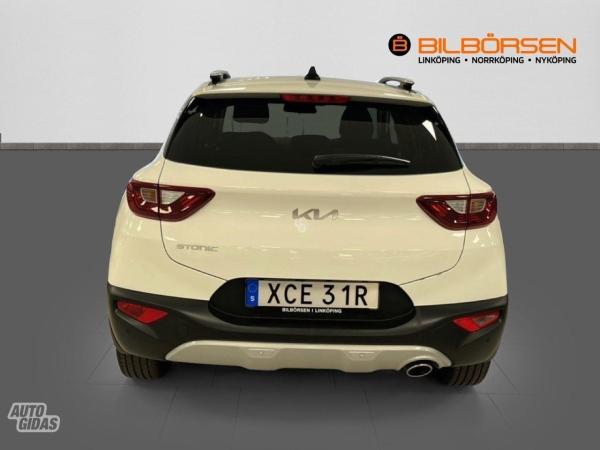 White Kia Stonic 2024 in Kaunas, with an engine capacity of 0.00 L and mileage of 37 thousand km for 24393 €, photo 5 on AUTOMOTO.COM.LV
