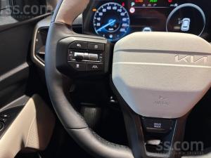 White Kia Stonic 2026 in Liepaja, with an engine capacity of 1.00 L and mileage of 6 thousand km for 26940 €, photo 21 on AUTOMOTO.COM.LV