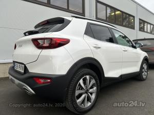 Белый Киа Stonic 2025 в Таллин, объемом двигателя 1.00 л и пробегом 13 тыс. км за 18500 €, фото 6 на AUTOMOTO.COM.LV