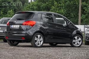 Black Kia Venga 2011 in Riga, with an engine capacity of 1.60 L and mileage of 135 thousand km for 6990 €, photo 4 on AUTOMOTO.COM.LV