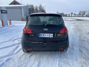 Black Kia Venga 2011 in Marijampole, with an engine capacity of 1.40 L and mileage of 189 thousand km for 2550 €, photo 6 on AUTOMOTO.COM.LV